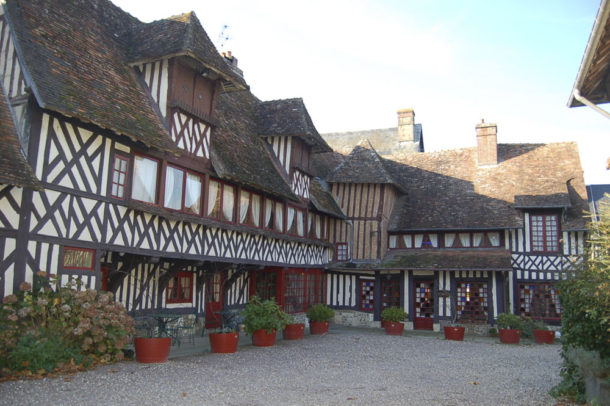 Pont L'Eveque - Information France